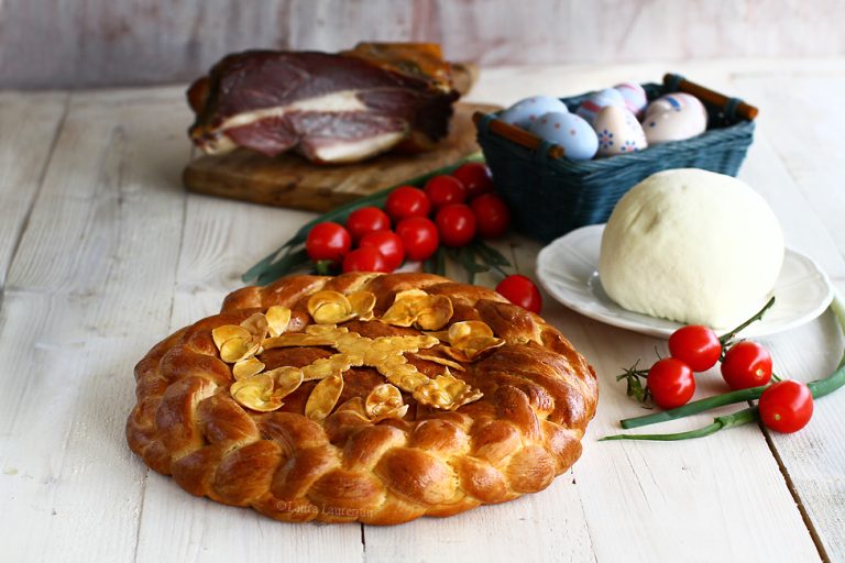 Colac impletit | Laura Laurențiu