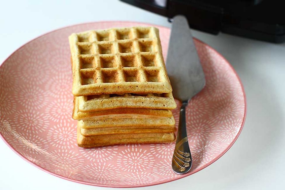 Vafe belgiene dulci și sărate pentru micul dejun de duminică