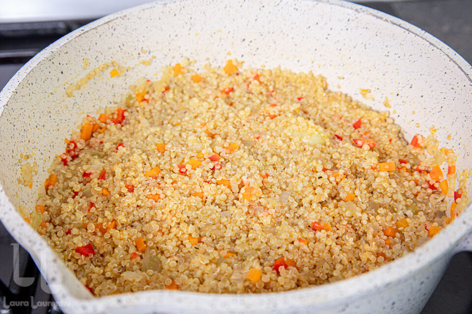 Pilaf de quinoa cu legume - rețetă simplă de garnitură sănătoasă ...