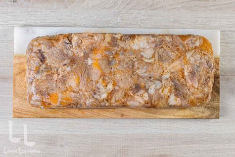 Ciolan de porc presat - rețetă de mezel de casă 100% natural